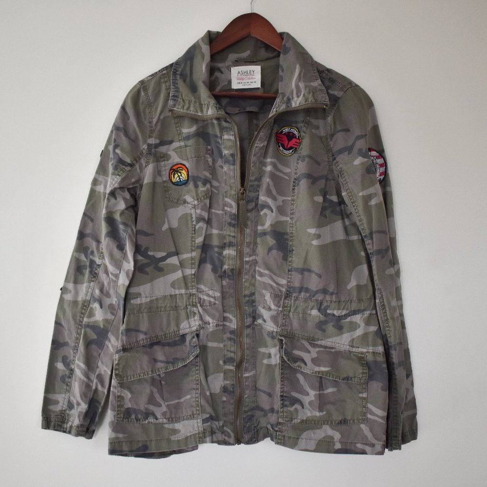 Camo Utility Jacket With Cargo Pockets, Patches, And … - Gem